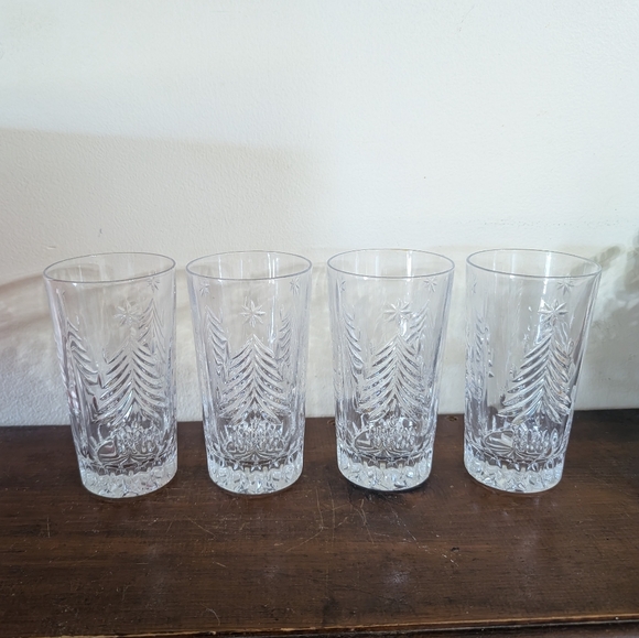 Mikasa | Dining | Mikasa Christmas Tree Highball Glass Set Of 4 Heavy ...